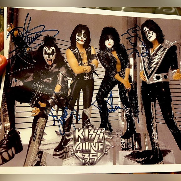 Kiss | Wall Decor | Kiss Band Members Signed Reprint | Poshmark